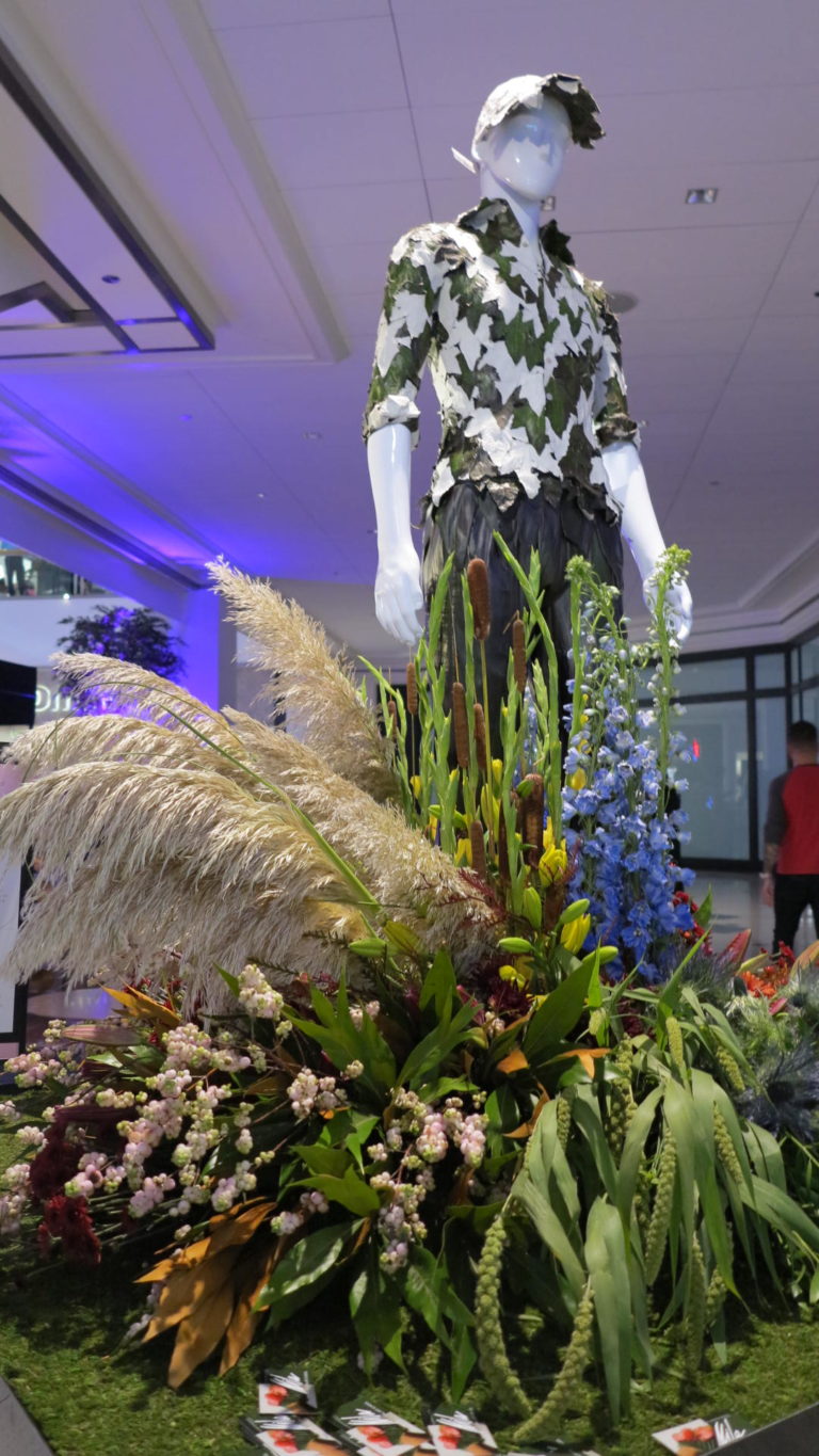 Creating Floral Dresses – European Floral Design School