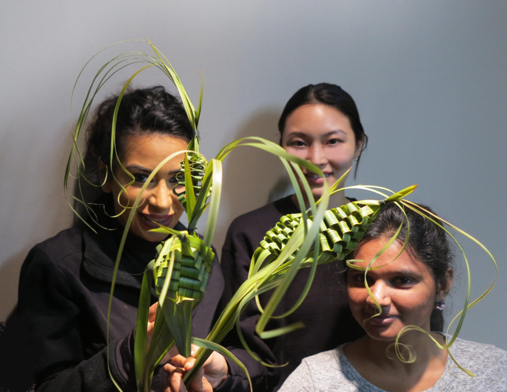 leaf-manipulation-class – European Floral Design School